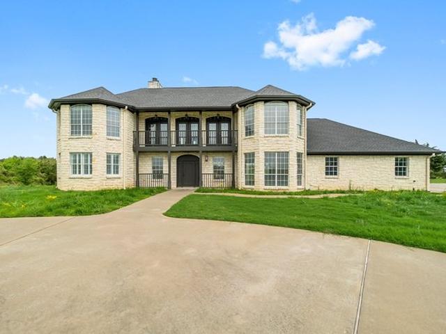 2982 FM 2935 Rd, Brenham, TX 77833