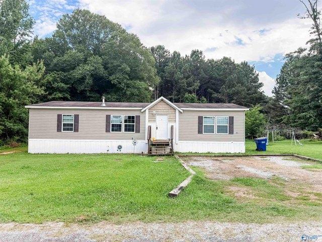 2983 Kershaw Quarters Rd, Gadsden, AL 35903