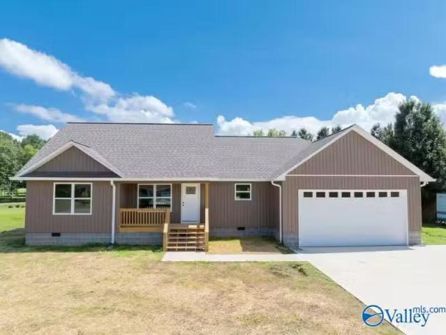 298 CHRISTOPHER DR, RAINSVILLE, AL 35986