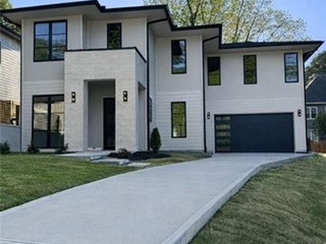 298 Creighton Ave, Scottdale, GA 30079