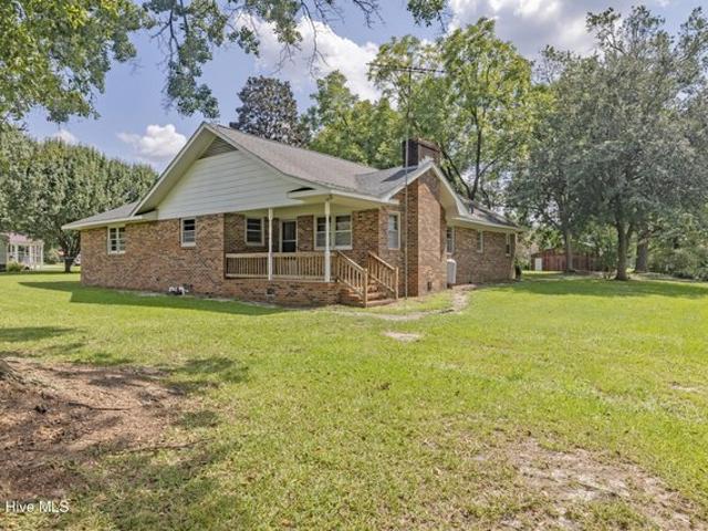 298 Cypress Creek Rd, Wallace, NC 28466