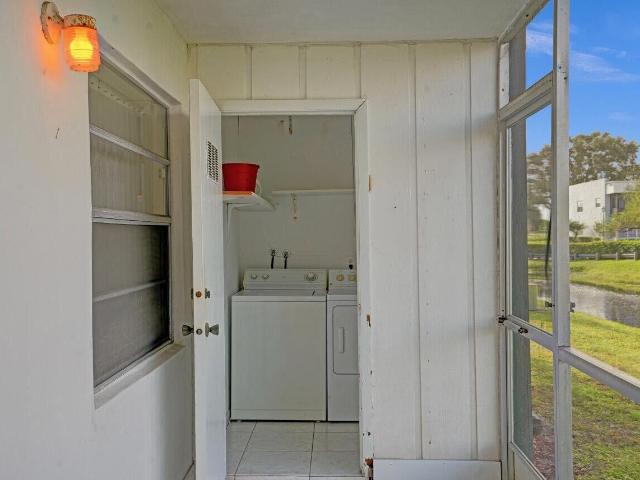 298 Burgundy G, Delray Beach, FL 33484 | MLS #R11109