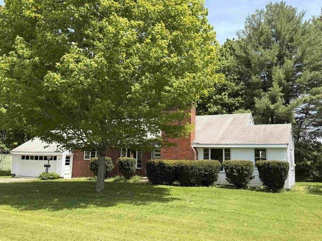 298 Governor Hunt Rd, Vernon, VT 05354