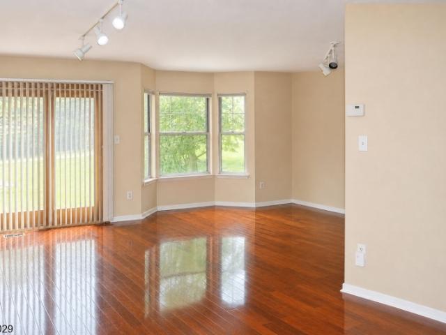 298 Greenfield Rd