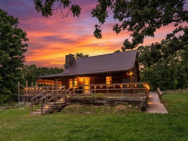 298 Eaton Run, Wasola, MO 65773