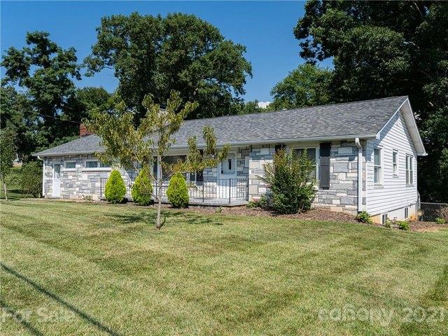 298 Erwin Hills Rd, Asheville, NC 28806