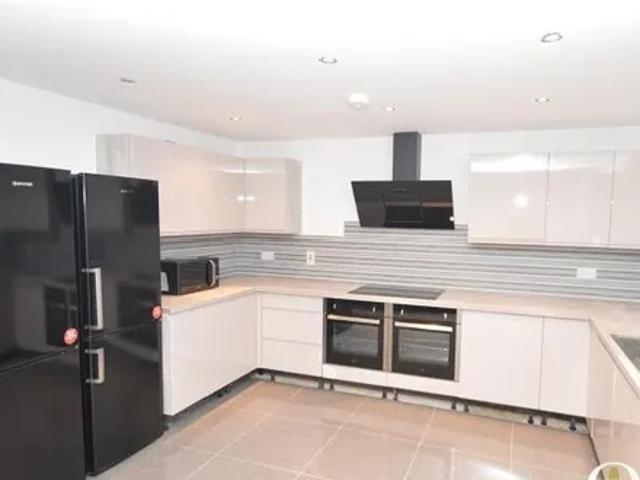 298 Hubert Road, Stirchley, B29 6EP, United Kingdom | 6 bed house for rent #133738930 | Rentberry