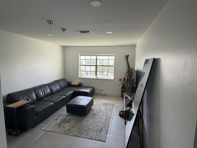 298 SW 6th St Unit 2080, Boca Raton, FL 33432