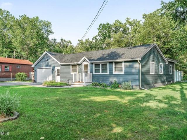 298 Peck Rd, Wynantskill, NY 12198