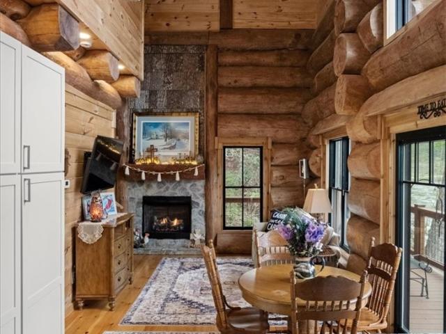 298 Riverwood Lane