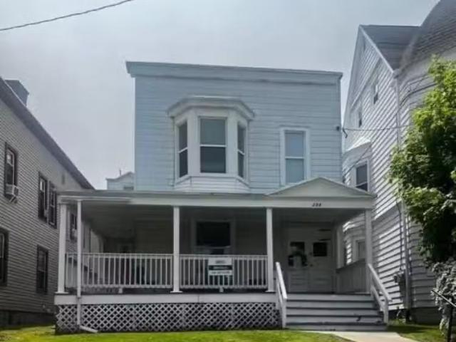 298 Western Ave, 2F, Albany, NY 12203