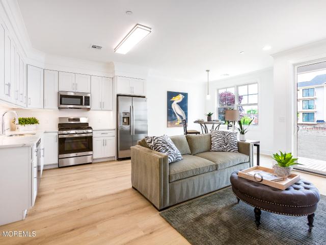 298 Westwood Avenue Unit 411