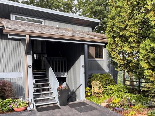 298 Tinequa Dr, Brevard, NC 28712