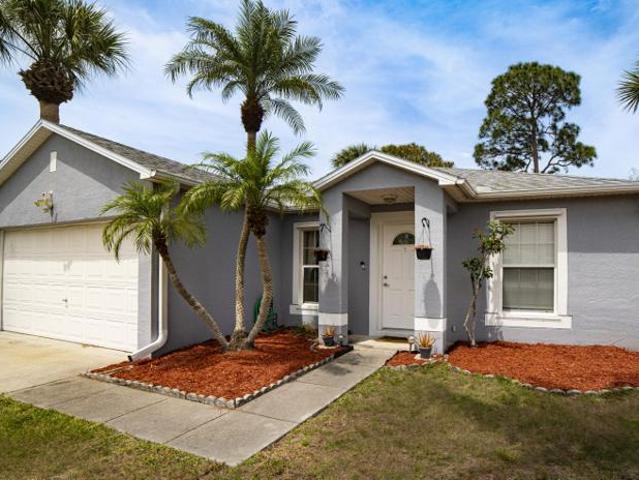 298 Twin Lakes Rd, Melbourne, FL 32901