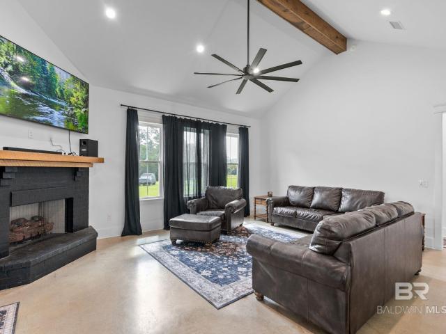 29949 Royal Lane