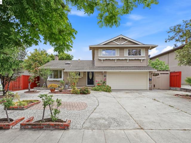 2994 Rustic Dr