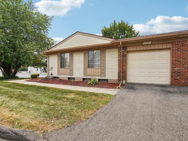2994 Roundtree Drive