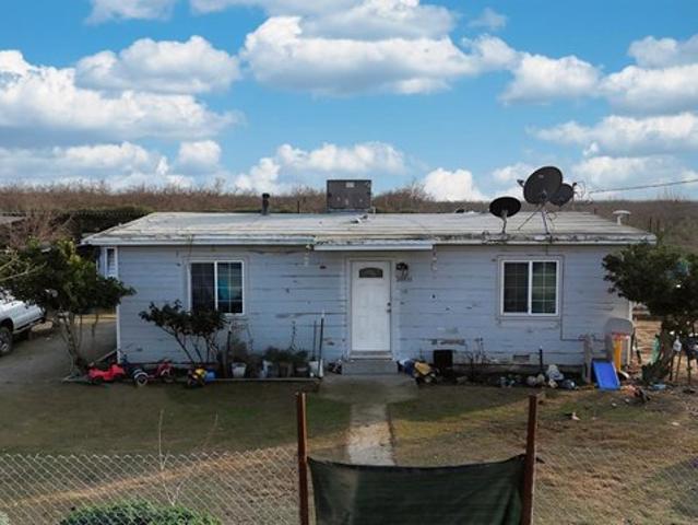 29951 Orange St, Shafter, CA 93263