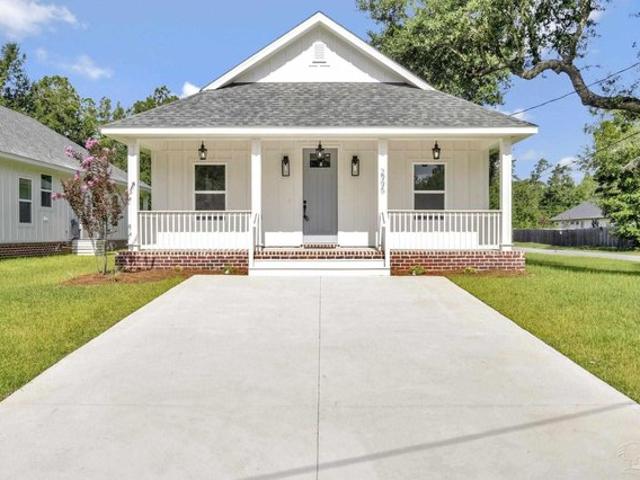 2995 N 13th Ave, Milton, FL 32583