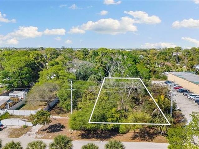 2995 Terrace Ave Lot 9, Naples, FL 34104