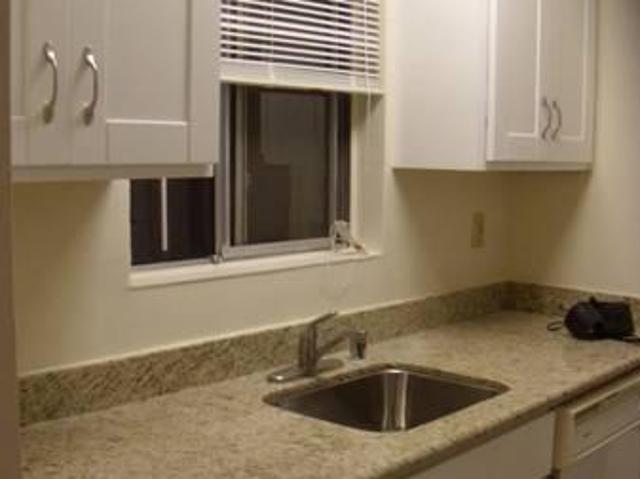 $2995 / 2br New listing,spacious 2/1 downtown,remodeled kitchen & and bath