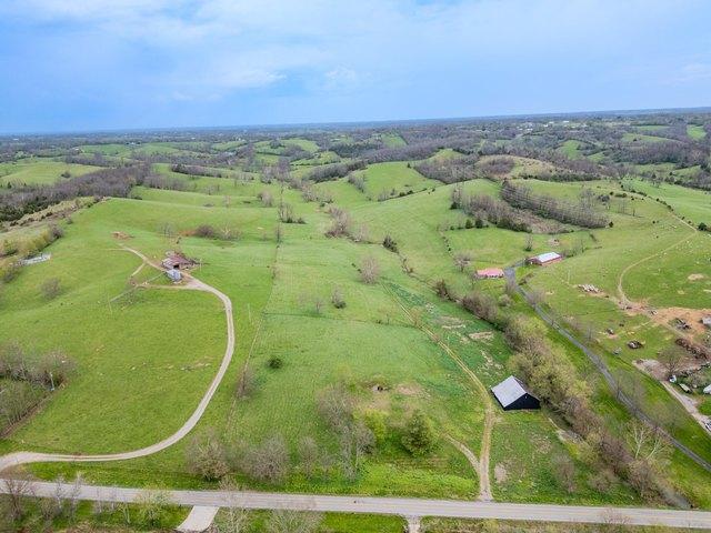 2996/3 Irvine Rd, Winchester, KY 40391