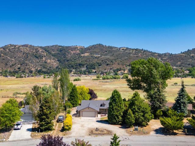 29960 Caddy Lane