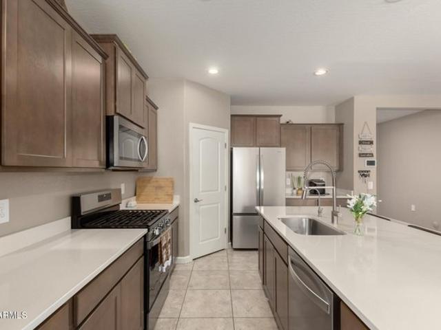 29966 W Earll Dr, Buckeye, AZ 85396