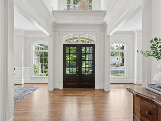 2996 Howell Mill Road NW