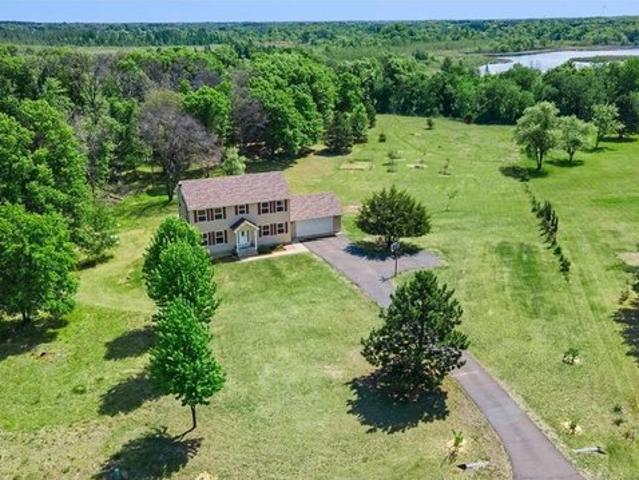 29977 Crocus St NW, Isanti, MN 55040