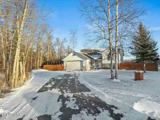 2997 N WOODFIELD PARK CIR, WASILLA, AK 99654 Single Family Res.
