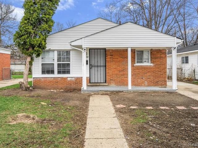 29982 Hazelwood St, Inkster, MI 48141