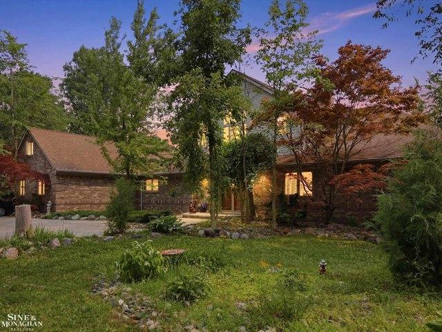 29988 Armada Ridge Rd, Richmond, MI 48062