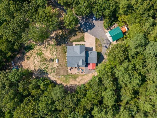 2999 Dugley Branch Dr, Bon Aqua, TN 37025 | MLS #3170 | Compass
