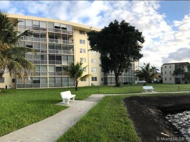 2999 Point East Dr Apt C301, Aventura, FL 33160