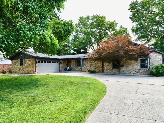 2999 Woodside Drive