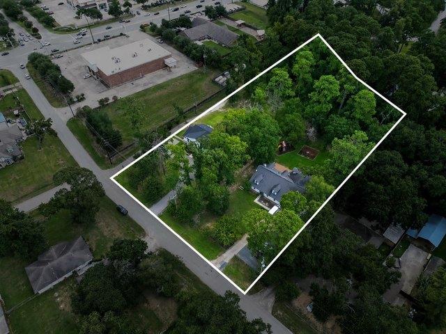 29902 E Hawthorne Dr, Spring, TX 77386
