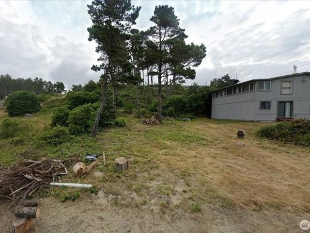 29908 I Street Dr, Ocean Park, WA 98640