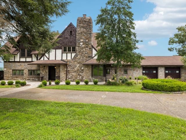 2990 McGavock Pike