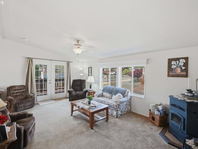 2990 knott ter