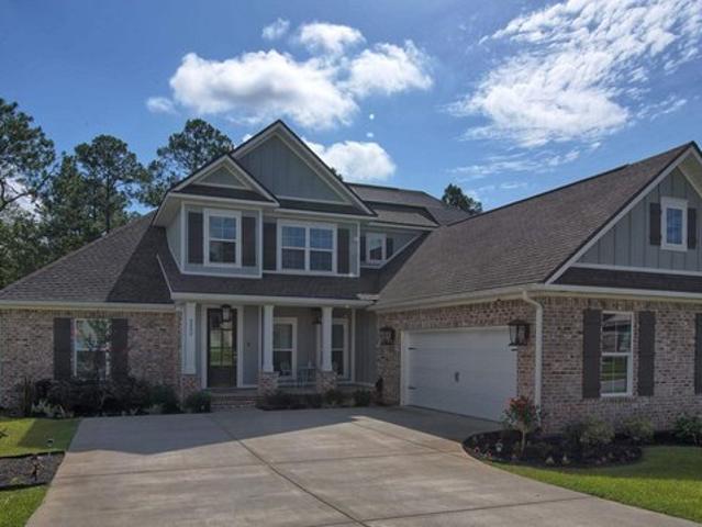 2990 Trestle Way, Cantonment, FL 32533