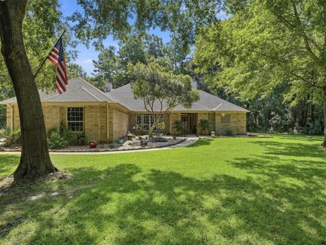 29910 Commons Superior Dr, Huffman, TX 77336