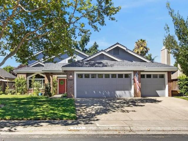 2991 Courtside Dr, Roseville, CA 95661