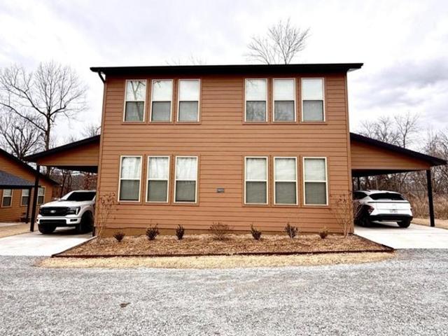 2991 Dr W Units 1 & 2, Afton, OK 74331