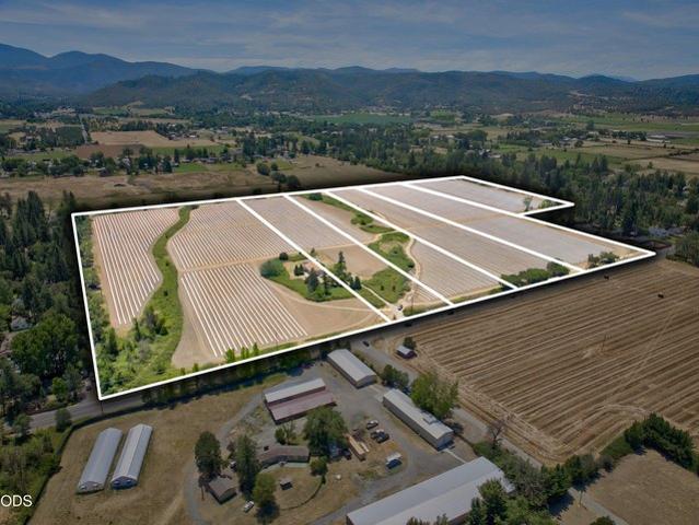 2991 W Main St, Medford, OR 97501
