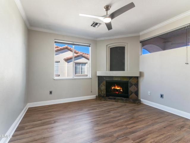 2992 N MILLER Road # A212