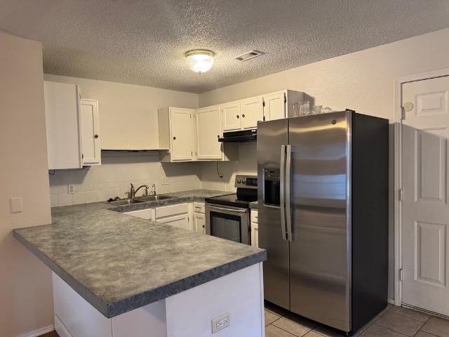 2992 W Wildflower Street