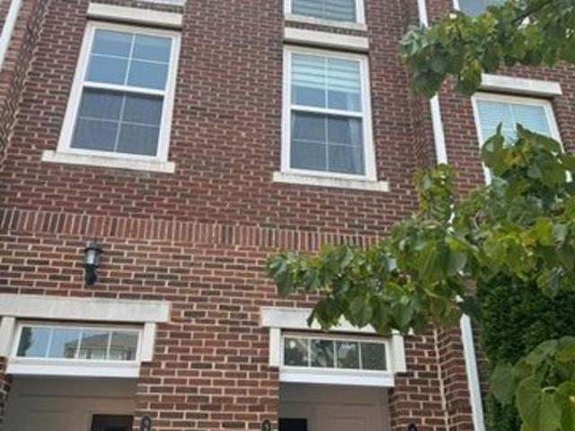 2993 Rittenhouse Cir Unit 90, Fairfax, VA 22031