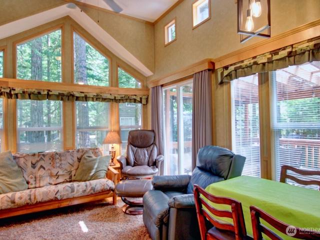 299 6 Schinn Canyon Dr, Maple Falls, WA 98266 | MLS #2338