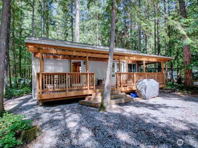 299 6 Schinn Canyon Dr, Deming, WA 98244